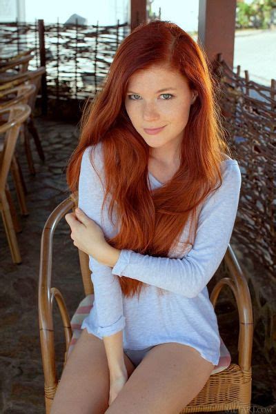 Bonjour La Rousse Yesgingerfriend Frecklesarebrilliant Freckles Are Brilliant Tolle