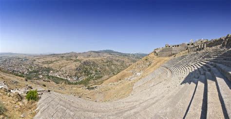 Pergamum Turkey Stock Image Image Of Turkey Temple 49744653