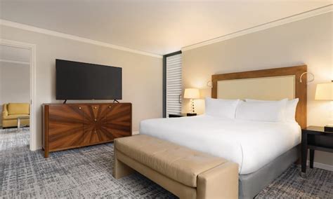 Rooms And Suites At Signia By Hilton Hotel In San Jose