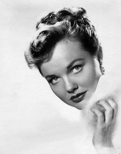 25 Best Wanda Hendrix Images On Pinterest 40s Hair Classic Beauty And Classic Movies