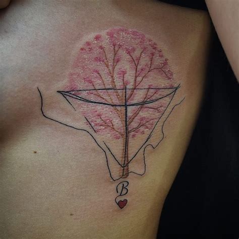 Homenagem à Brasília Ipe Brasília Iperosa Tattoodelicada