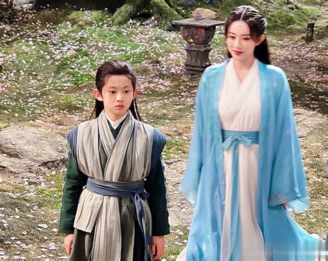 许我耀眼沈皓宸是谁的孩子 扮演者傅铂涵个人资料曝光 360娱乐，你开心就好