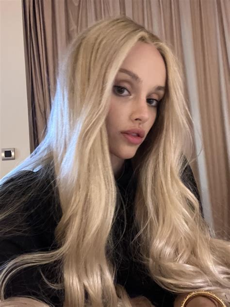Blonde Girl Here R Sexyhair