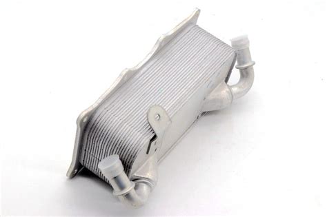 New Engine Oil Cooler 94810728122 For Porsche Cayenne S Gts Panamera 3