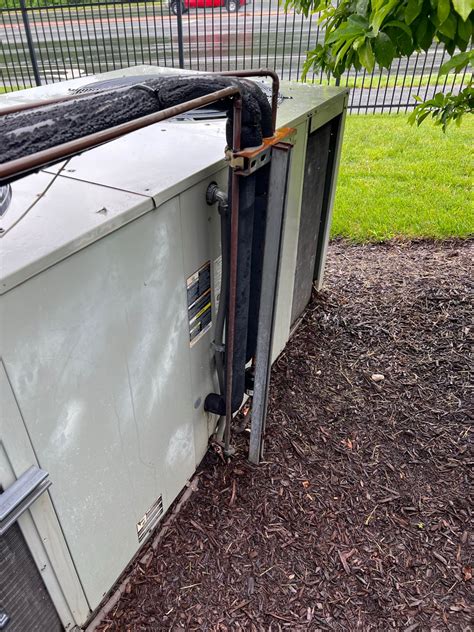 Clover Contracting Llc On Linkedin Old 20 Ton Split System Replacement