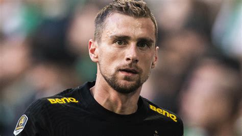 Avslöjar Filip Rogic Klar För Fk Imt Belgrad Allsvenskan Expressen