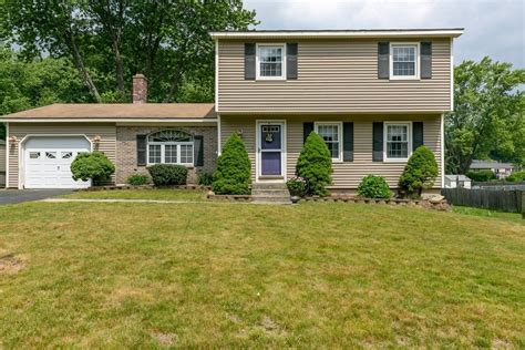 25 Barbara Ave Auburn Ma 01501 Mls 73122539 Coldwell Banker