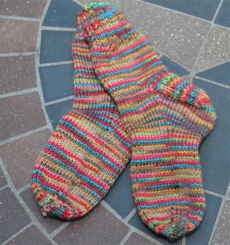 Knit Toe Up Socks With These Free Patterns