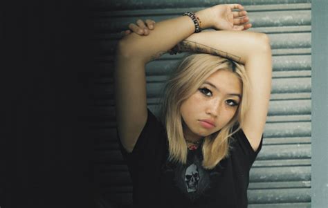 Listen To Beabadoobees Confessional New Song Worth It