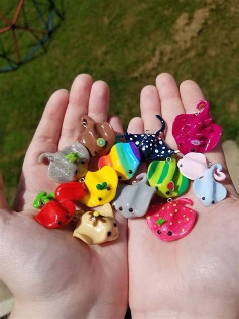 Pin By Jelly On 🎁💙store Ideas💗💌 Clay Crafts Polymer Clay Crafts