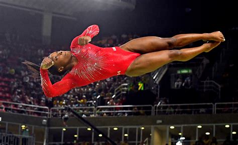 Simone Biles Scrolller