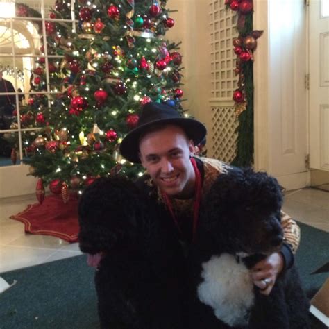 Milwaukee Man Helps Decorate White House For Christmas