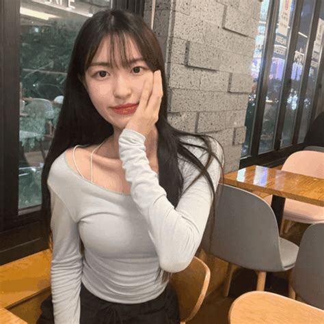 발레코어 레이어드 쫀쫀 몸매보정 시스루 기본티 에이블리