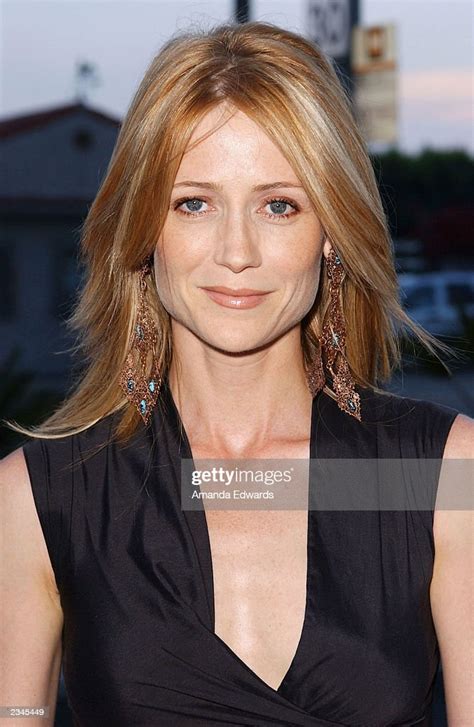 Kelly Rowan The Oc The Oc Season 3 Publicity Still Of Jeri Ryan