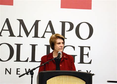 President Jebb Speaks About Ramapos Future In State Of The College Address The Ramapo News