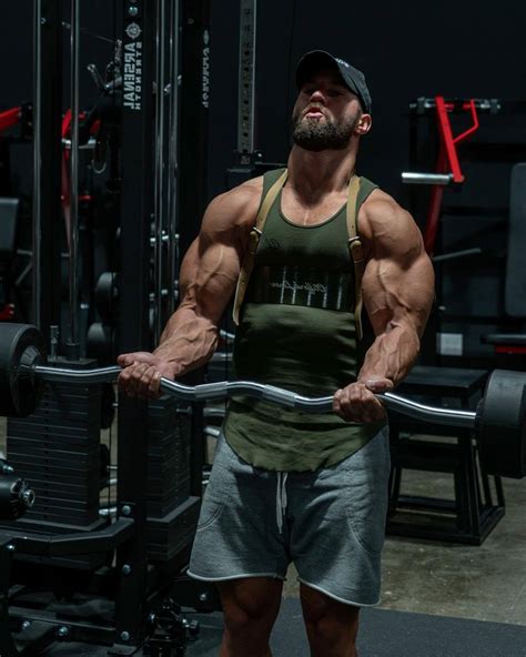 Muscles Worship — Julian Smith