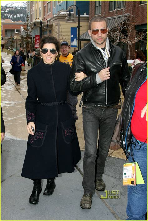 Marisa Tomei And Logan Marshall Green Couple Up Photo 1671581 Logan