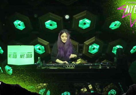 5 Ways Branded Light Boxes Illuminate Your Marketing Uniqcube