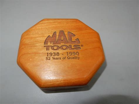 Mac Tools 52nd Anniversary Collectible Pocket Knife 1990 By Utica In
