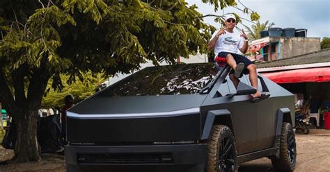 Coljuegos Investiga Al ‘influencer Javier Arias Stunt Que Llevó Una Cybertruck A Necoclí