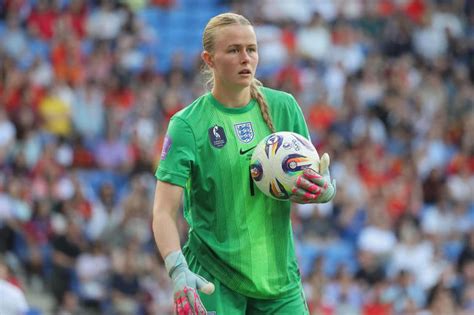 Hannah Hamptons Rapid Rise From Birmingham To Englands First Choice Keeper At Euro 2025
