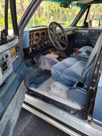 1990 Chevrolet Suburban 4x4 Square Body For Sale In North Port Fl
