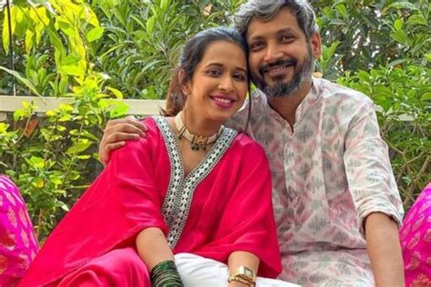 Shreya Bugde Nikhil Sheth Celebrate 8th Marriage Anniversary Read