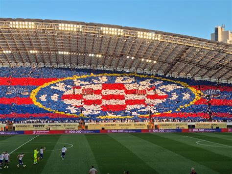 Hajduk Dinamo Sjajna Atmosfera Na Velikom Derbiju Torcida Obilježila