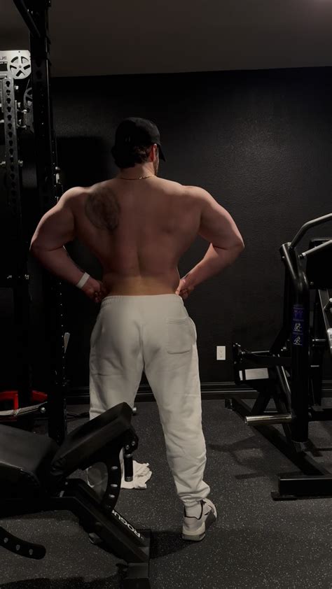 Dylan Mckenna Mckenna Dylan • Instagram Photos And Videos