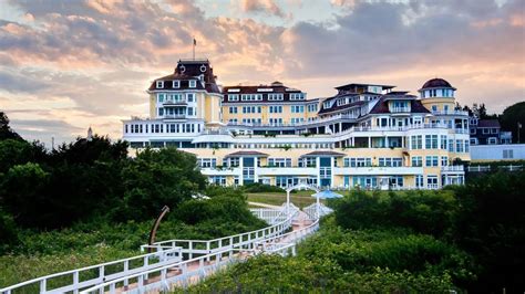How Much Does It Cost To Get Married At The Ocean House In Rhode Island Taylor Swifts Rumored