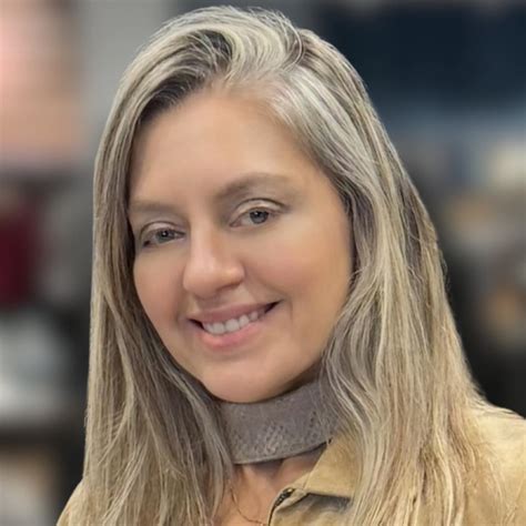 Sophia Georges Smile 😊 Spread Positivity 💙💛 Share Your Facebook