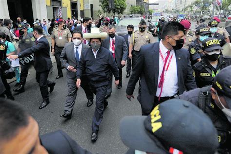 Pedro Castillo Rechazan Hábeas Corpus Contra Denuncia Por Traición A
