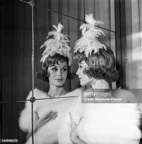 La Coiffure Sapin De Noël Réalisée Par Fernand Aubry Le 18 News Photo Getty Images