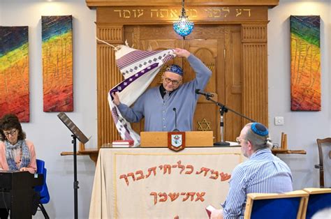 The Movement For Reform Judaism Rabbi René Pfertzel Inducted By Maidenhead Synagogue