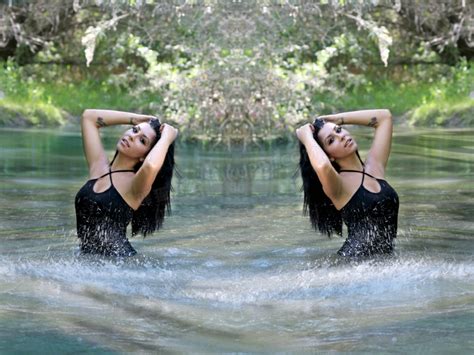 双胞胎美女写真格式图片下载熊猫办公