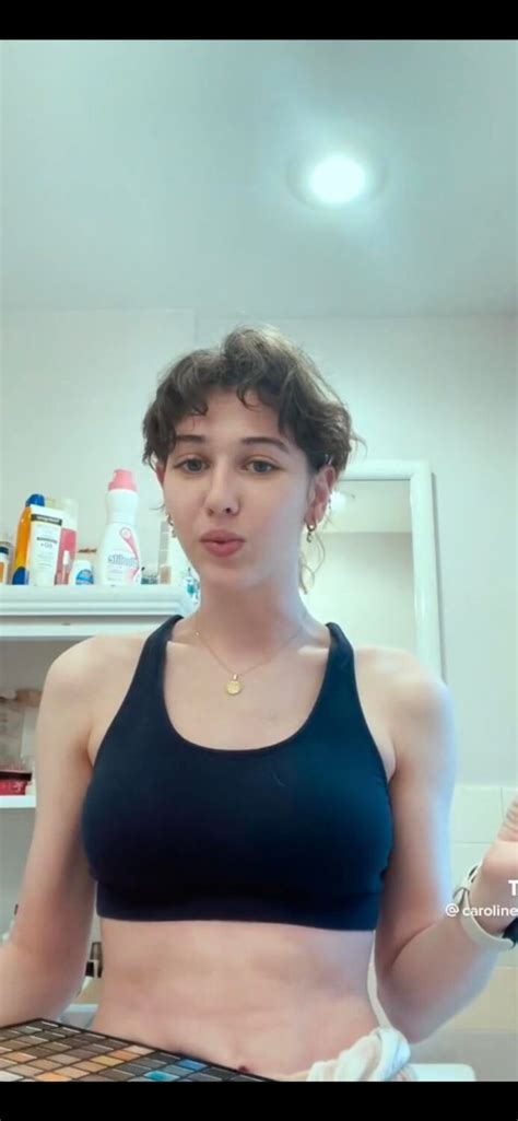 12 Sexy New Caroline Konstnar Bikini Pics