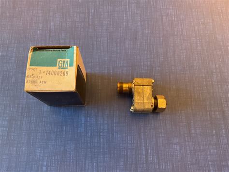 1973 1990 Chevrolet Pickup Nos Speedometer Gear Adapter Gm 14008209 Oldsmobile Obsolete