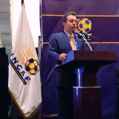Rafael Tinoco Presidente De Uncaf Deja Un Legado En El Fútbol Centroamericano
