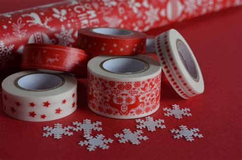 Premium Photo Close Up Of Sticky Table On Table