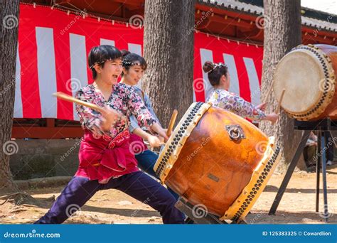 Group Of Women Perform Japanese Taiko Drum In Bunkyo Azalea Festival At