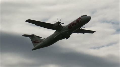 Atr 72 600 Ewa Air F Ojmz St Denis Run Tamatave Tmm Youtube