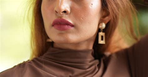 Gayathri Moorthi Hd Hq Digital Photo Gallery In Brown Dress