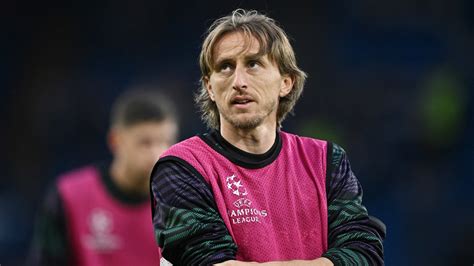 Ve Luka Modric Imzayı Atıyor