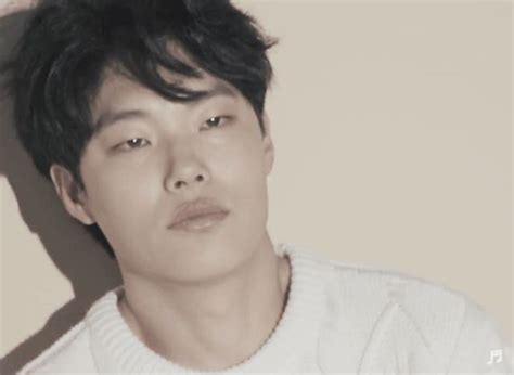 Pin By 박효수 Michelle On Ryu Junyeol Actor Ryu Jun Yeol Ryu Actors