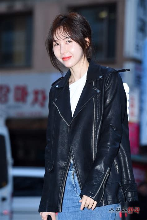 신주아 묘한 눈빛 맨투맨 종방연