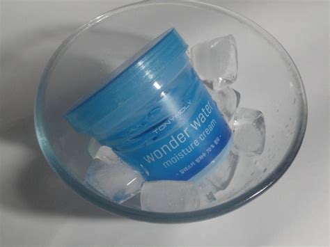 Ледник в баночке. Увлажняющий крем для лица и тела Tony Moly Wonder ...