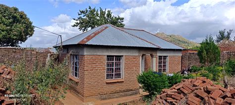 Plot Yogulisa Ili Mu Mpanda Zomba City Boundary Mumpandamo Muli