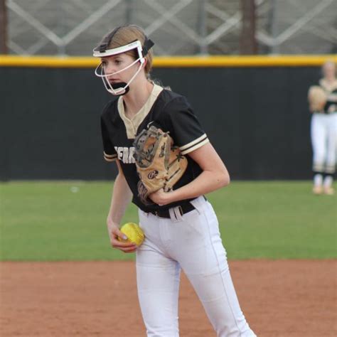 Taryn Winbergs Softball Recruiting Profile
