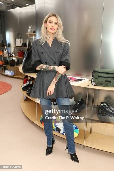 Ruby Quilter Attends Browns Party To Blow Out The Candles To Another News Photo Getty Images