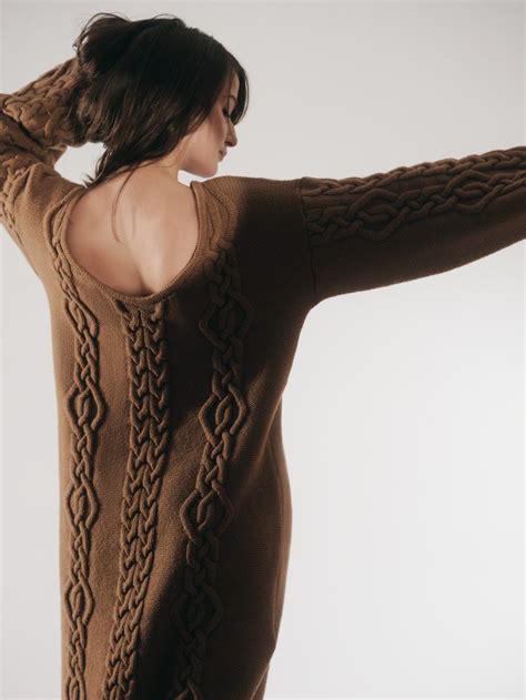 Knitted Structures Sweater Amiamalia Luxury Knitwear
